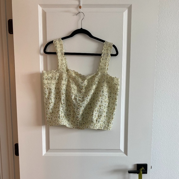 Doen | Tops | Doen Floral Tank | Poshmark